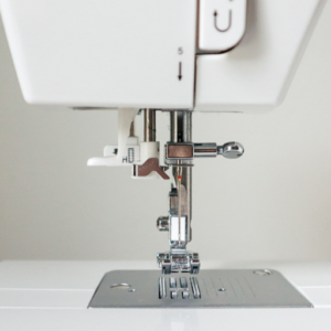 Discover the Easiest Way to Thread a Needle: Tips and Tricks for Every ...